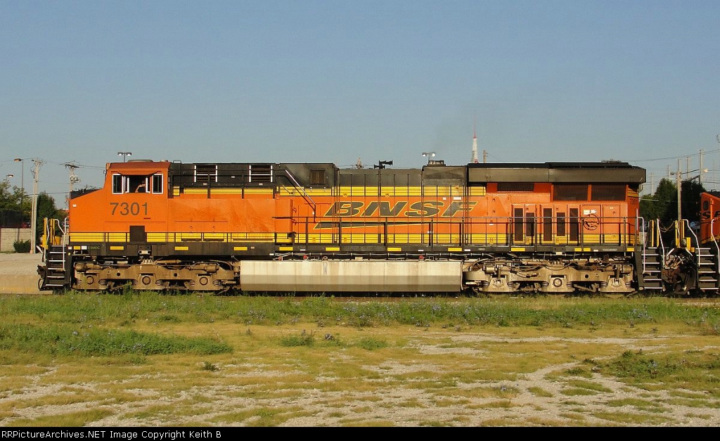 BNSF 7301